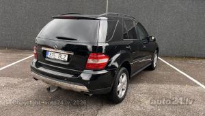 Black Mercedes-Benz M-Class 2007 in Parnu, with an engine capacity of 3.00 L and mileage of 365 thousand km for 4999 €, photo 8 on AUTOMOTO.COM.LV