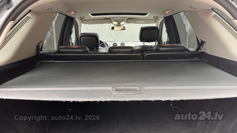 Black Mercedes-Benz M-Class 2007 in Parnu, with an engine capacity of 3.00 L and mileage of 365 thousand km for 4999 €, photo 13 on AUTOMOTO.COM.LV