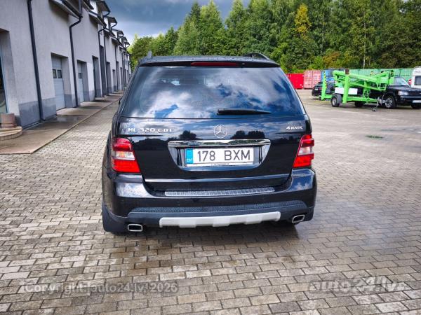 Melns Mercedes-Benz M-Class 2007 Pērnava, ar dzinēja tilpumu 3.00 L un nobraukumu 244 tūkst. km par 6999 €, foto 7 vietnē AUTOMOTO.COM.LV