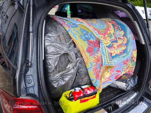 Melns Mercedes-Benz M-Class 2007 Pērnava, ar dzinēja tilpumu 3.00 L un nobraukumu 244 tūkst. km par 6999 €, foto 9 vietnē AUTOMOTO.COM.LV