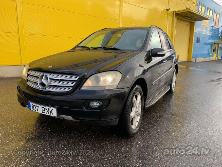 Melns Mercedes-Benz M-Class 2007 Tartu, ar dzinēja tilpumu 3.00 L un nobraukumu 334 tūkst. km par 4300 €, foto 1 vietnē AUTOMOTO.COM.LV