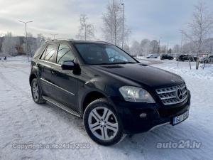 Black Mercedes-Benz M-Class 2008 in Tartu, with an engine capacity of 3.00 L and mileage of 284 thousand km for 7799 €, photo 3 on AUTOMOTO.COM.LV