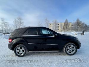 Black Mercedes-Benz M-Class 2008 in Tartu, with an engine capacity of 3.00 L and mileage of 284 thousand km for 7799 €, photo 7 on AUTOMOTO.COM.LV