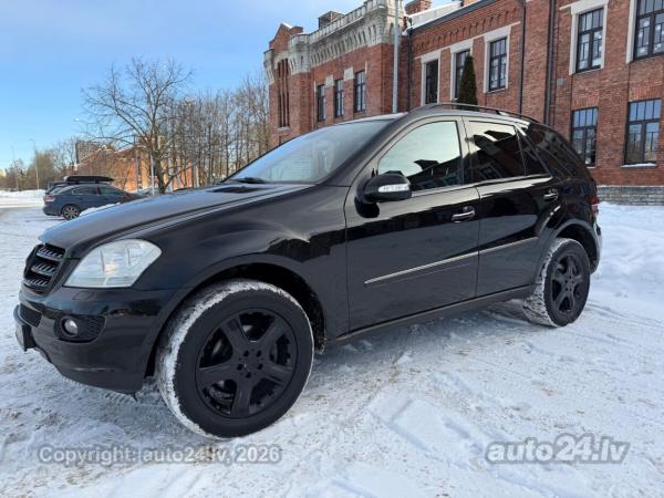 Melns Mercedes-Benz M-Class 2008 Tallina, ar dzinēja tilpumu 2.99 L un nobraukumu 361 tūkst. km par 6990 €, foto 1 vietnē AUTOMOTO.COM.LV