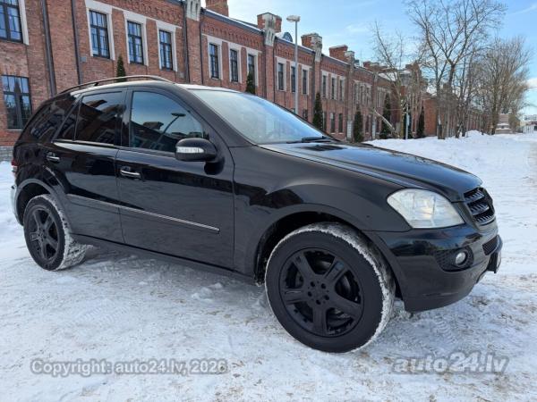 Melns Mercedes-Benz M-Class 2008 Tallina, ar dzinēja tilpumu 2.99 L un nobraukumu 361 tūkst. km par 6990 €, foto 5 vietnē AUTOMOTO.COM.LV