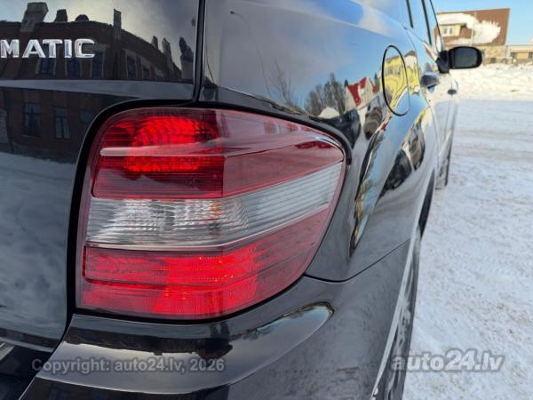 Melns Mercedes-Benz M-Class 2008 Tallina, ar dzinēja tilpumu 2.99 L un nobraukumu 361 tūkst. km par 6990 €, foto 11 vietnē AUTOMOTO.COM.LV
