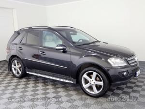 Black Mercedes-Benz M-Class 2008 in Tallinn, with an engine capacity of 3.00 L and mileage of 318 thousand km for 2999 €, photo 1 on AUTOMOTO.COM.LV