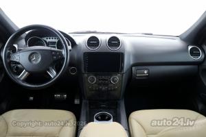 Black Mercedes-Benz M-Class 2008 in Tallinn, with an engine capacity of 3.00 L and mileage of 318 thousand km for 2999 €, photo 6 on AUTOMOTO.COM.LV