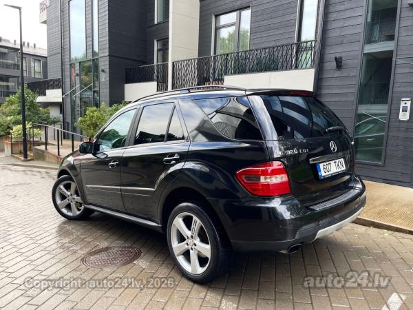 Мерседес М-Класс 2008 в Тарту на AUTOMOTO.COM.LV Черный Мерседес М-Класс 2008 в Тарту, объемом двигателя 3.00 л и пробегом 0 тыс. км за 4799 €, фото 3 на AUTOMOTO.COM.LV