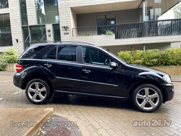 Мерседес М-Класс 2008 в Тарту на AUTOMOTO.COM.LV Черный Мерседес М-Класс 2008 в Тарту, объемом двигателя 3.00 л и пробегом 0 тыс. км за 4799 €, фото 6 на AUTOMOTO.COM.LV