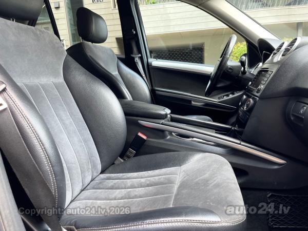 Мерседес М-Класс 2008 в Тарту на AUTOMOTO.COM.LV Черный Мерседес М-Класс 2008 в Тарту, объемом двигателя 3.00 л и пробегом 0 тыс. км за 4799 €, фото 10 на AUTOMOTO.COM.LV