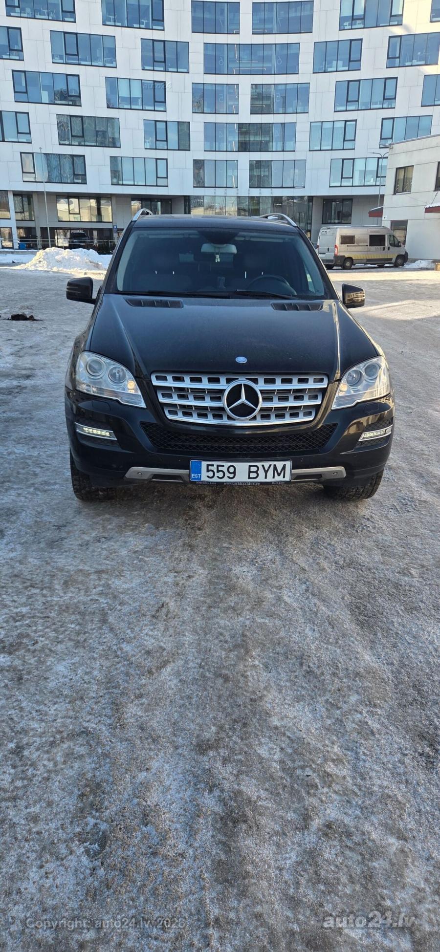 Black Mercedes-Benz M-Class 2009 in Tallinn, with an engine capacity of 3.00 L and mileage of 409 thousand km for 8000 €, photo 1 on AUTOMOTO.COM.LV