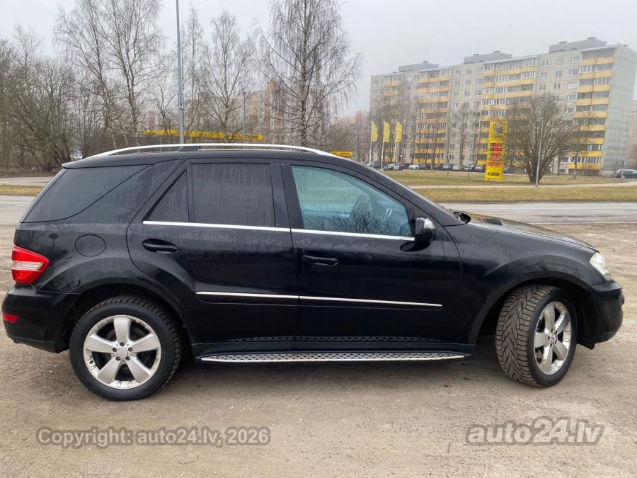 Melns Mercedes-Benz M-Class 2009 Tallina, ar dzinēja tilpumu 3.00 L un nobraukumu 367 tūkst. km par 6340 €, foto 8 vietnē AUTOMOTO.COM.LV