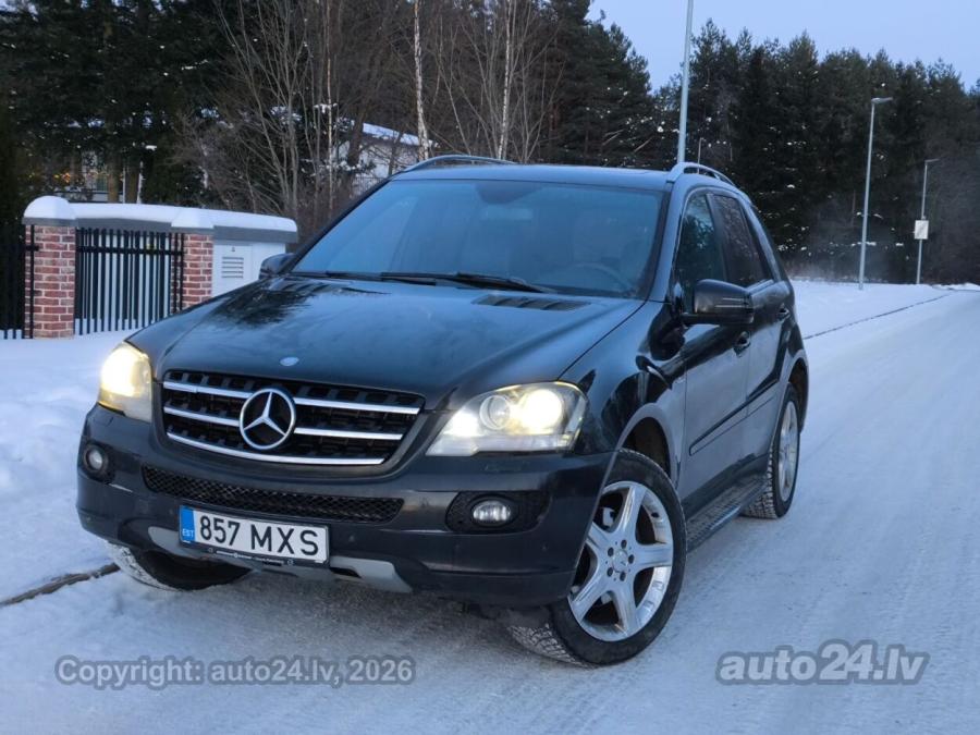 Black Mercedes-Benz M-Class 2010 in Tallinn, with an engine capacity of 3.00 L and mileage of 273 thousand km for 7998 €, photo 3 on AUTOMOTO.COM.LV