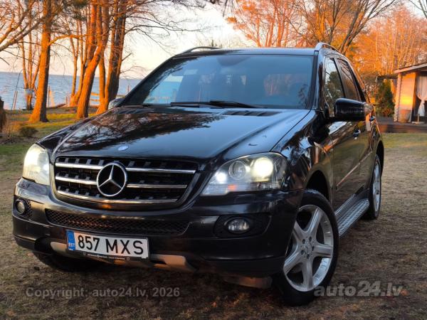 Black Mercedes-Benz M-Class 2010 in Tallinn, with an engine capacity of 3.00 L and mileage of 256 thousand km for 7498 €, photo 1 on AUTOMOTO.COM.LV