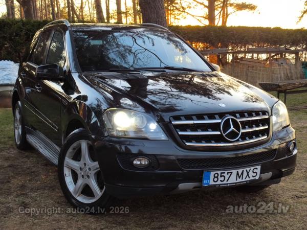 Black Mercedes-Benz M-Class 2010 in Tallinn, with an engine capacity of 3.00 L and mileage of 256 thousand km for 7498 €, photo 2 on AUTOMOTO.COM.LV