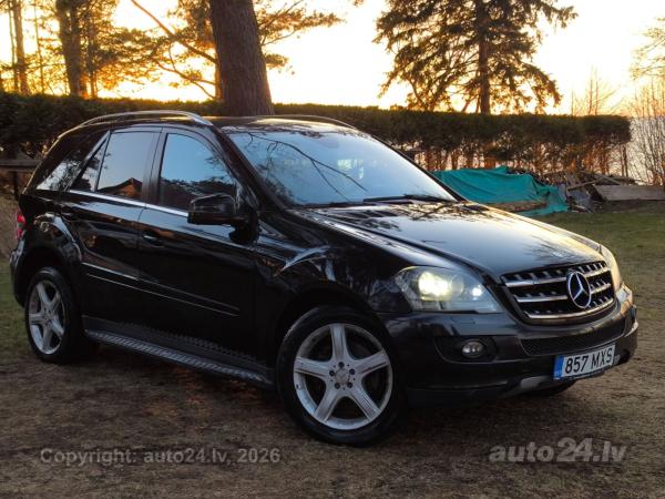 Black Mercedes-Benz M-Class 2010 in Tallinn, with an engine capacity of 3.00 L and mileage of 256 thousand km for 7498 €, photo 4 on AUTOMOTO.COM.LV