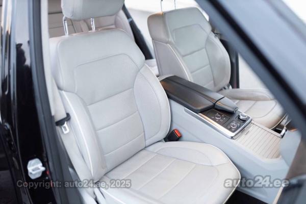 Melns Mercedes-Benz M-Class 2012 Tallina, ar dzinēja tilpumu 3.00 L un nobraukumu 212 tūkst. km par 13999 €, foto 11 vietnē AUTOMOTO.COM.LV