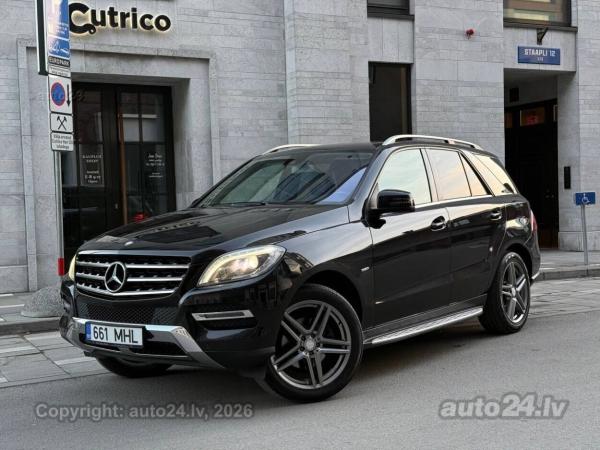 Melns Mercedes-Benz M-Class 2012 Tallina, ar dzinēja tilpumu 3.00 L un nobraukumu 283 tūkst. km par 13890 €, foto 2 vietnē AUTOMOTO.COM.LV