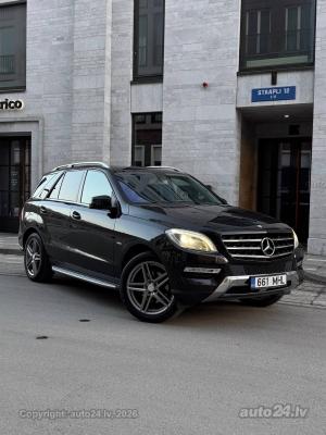 Melns Mercedes-Benz M-Class 2012 Tallina, ar dzinēja tilpumu 3.00 L un nobraukumu 283 tūkst. km par 13890 €, foto 10 vietnē AUTOMOTO.COM.LV