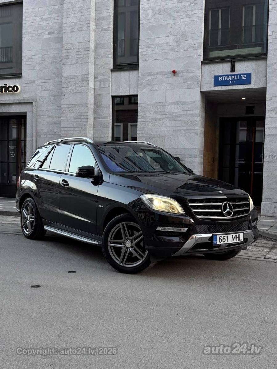 Melns Mercedes-Benz M-Class 2012 Tallina, ar dzinēja tilpumu 3.00 L un nobraukumu 283 tūkst. km par 13890 €, foto 10 vietnē AUTOMOTO.COM.LV