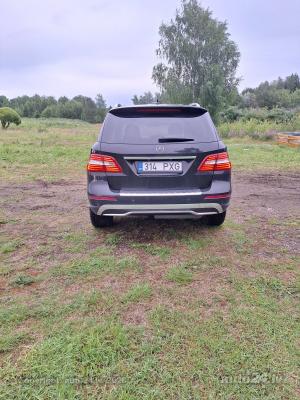 Melns Mercedes-Benz M-Class 2012 Tallina, ar dzinēja tilpumu 3.00 L un nobraukumu 227 tūkst. km par 18500 €, foto 4 vietnē AUTOMOTO.COM.LV