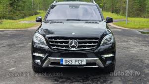 Melns Mercedes-Benz M-Class 2013 Tallina, ar dzinēja tilpumu 3.00 L un nobraukumu 335 tūkst. km par 16200 €, foto 8 vietnē AUTOMOTO.COM.LV