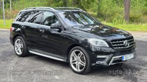 Melns Mercedes-Benz M-Class 2013 Tallina, ar dzinēja tilpumu 3.00 L un nobraukumu 335 tūkst. km par 16200 €, foto 9 vietnē AUTOMOTO.COM.LV