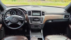 Melns Mercedes-Benz M-Class 2013 Tallina, ar dzinēja tilpumu 3.00 L un nobraukumu 335 tūkst. km par 16200 €, foto 15 vietnē AUTOMOTO.COM.LV