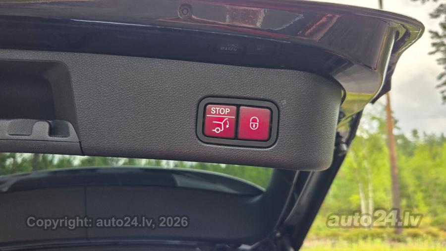 Melns Mercedes-Benz M-Class 2013 Tallina, ar dzinēja tilpumu 3.00 L un nobraukumu 335 tūkst. km par 16200 €, foto 16 vietnē AUTOMOTO.COM.LV