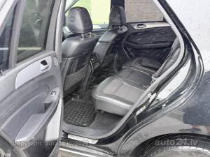 Melns Mercedes-Benz M-Class 2014 Jehvi, ar dzinēja tilpumu 3.00 L un nobraukumu 303 tūkst. km par 15000 €, foto 7 vietnē AUTOMOTO.COM.LV