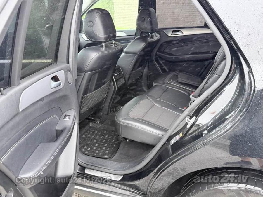Melns Mercedes-Benz M-Class 2014 Jehvi, ar dzinēja tilpumu 3.00 L un nobraukumu 303 tūkst. km par 15000 €, foto 7 vietnē AUTOMOTO.COM.LV