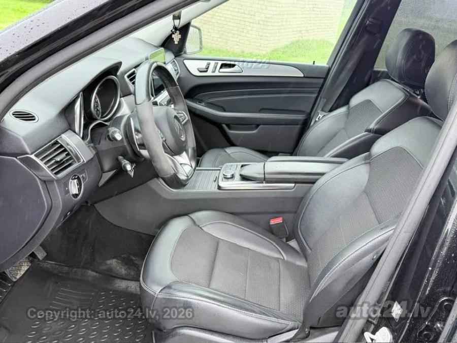 Melns Mercedes-Benz M-Class 2014 Jehvi, ar dzinēja tilpumu 3.00 L un nobraukumu 303 tūkst. km par 15000 €, foto 9 vietnē AUTOMOTO.COM.LV