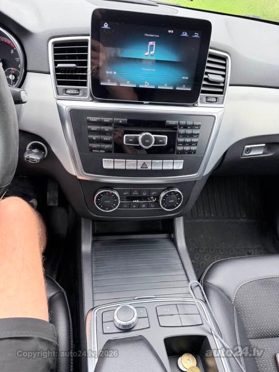 Melns Mercedes-Benz M-Class 2014 Jehvi, ar dzinēja tilpumu 3.00 L un nobraukumu 303 tūkst. km par 15000 €, foto 10 vietnē AUTOMOTO.COM.LV