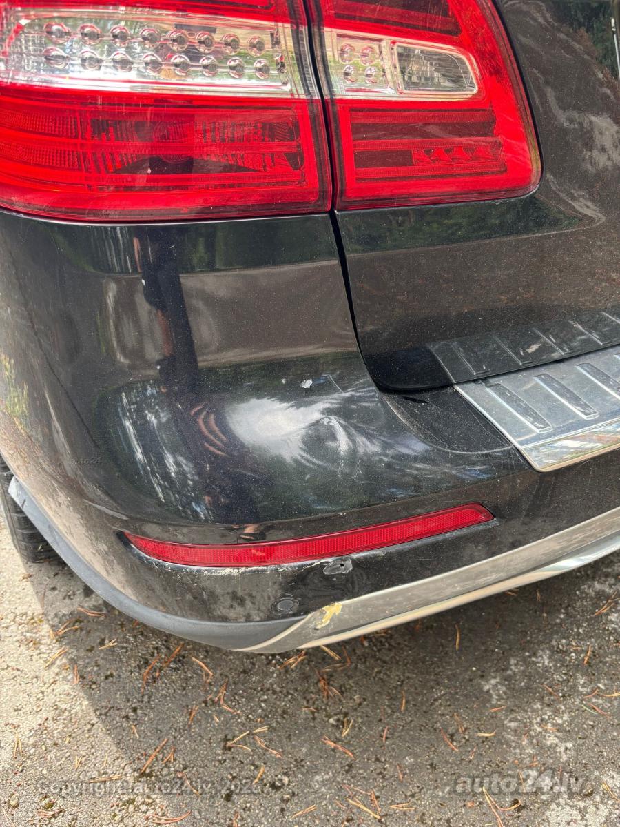 Melns Mercedes-Benz M-Class 2015 Tallina, ar dzinēja tilpumu 3.50 L un nobraukumu 130 tūkst. km par 16000 €, foto 13 vietnē AUTOMOTO.COM.LV