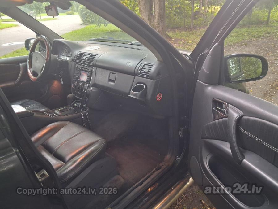 Melns Mercedes-Benz M-Class 2003 Tallina, ar dzinēja tilpumu 2.70 L un nobraukumu 400 tūkst. km par 4290 €, foto 8 vietnē AUTOMOTO.COM.LV