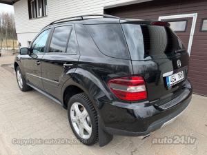 Melns Mercedes-Benz M-Class 2008 Veru, ar dzinēja tilpumu 3.00 L un nobraukumu 332 tūkst. km par 5690 €, foto 5 vietnē AUTOMOTO.COM.LV