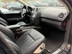 Melns Mercedes-Benz M-Class 2008 Veru, ar dzinēja tilpumu 3.00 L un nobraukumu 332 tūkst. km par 5690 €, foto 7 vietnē AUTOMOTO.COM.LV