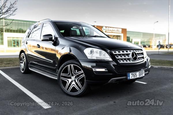 Melns Mercedes-Benz M-Class 2010 Tallina, ar dzinēja tilpumu 3.00 L un nobraukumu 268 tūkst. km par 8490 €, foto 1 vietnē AUTOMOTO.COM.LV