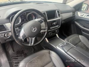 Black Mercedes-Benz M-Class 2011 in Voru, with an engine capacity of 0.00 L and mileage of 329 thousand km for 6450 €, photo 5 on AUTOMOTO.COM.LV