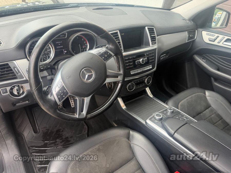 Black Mercedes-Benz M-Class 2011 in Voru, with an engine capacity of 0.00 L and mileage of 329 thousand km for 6450 €, photo 5 on AUTOMOTO.COM.LV