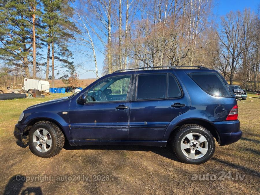 Blue Mercedes-Benz M-Class 2000 in Tallinn, with an engine capacity of 2.70 L and mileage of 0 thousand km for 3100 €, photo 3 on AUTOMOTO.COM.LV