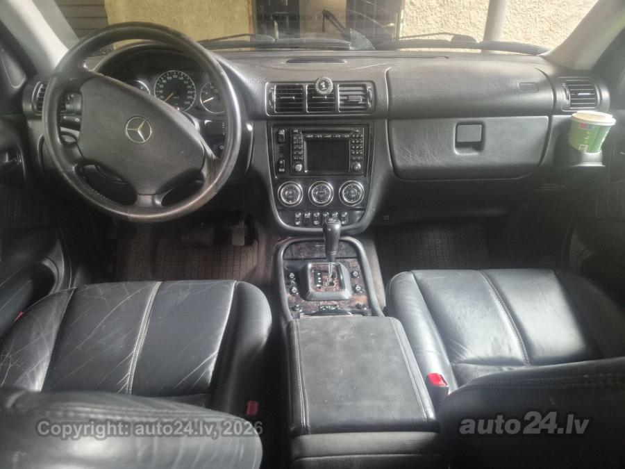 Zils Mercedes-Benz M-Class 2003 Tallina, ar dzinēja tilpumu 4.00 L un nobraukumu 0 tūkst. km par 2500 €, foto 7 vietnē AUTOMOTO.COM.LV