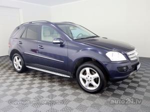 Zils Mercedes-Benz M-Class 2007 Tallina, ar dzinēja tilpumu 3.50 L un nobraukumu 234 tūkst. km par 2699 €, foto  vietnē AUTOMOTO.COM.LV