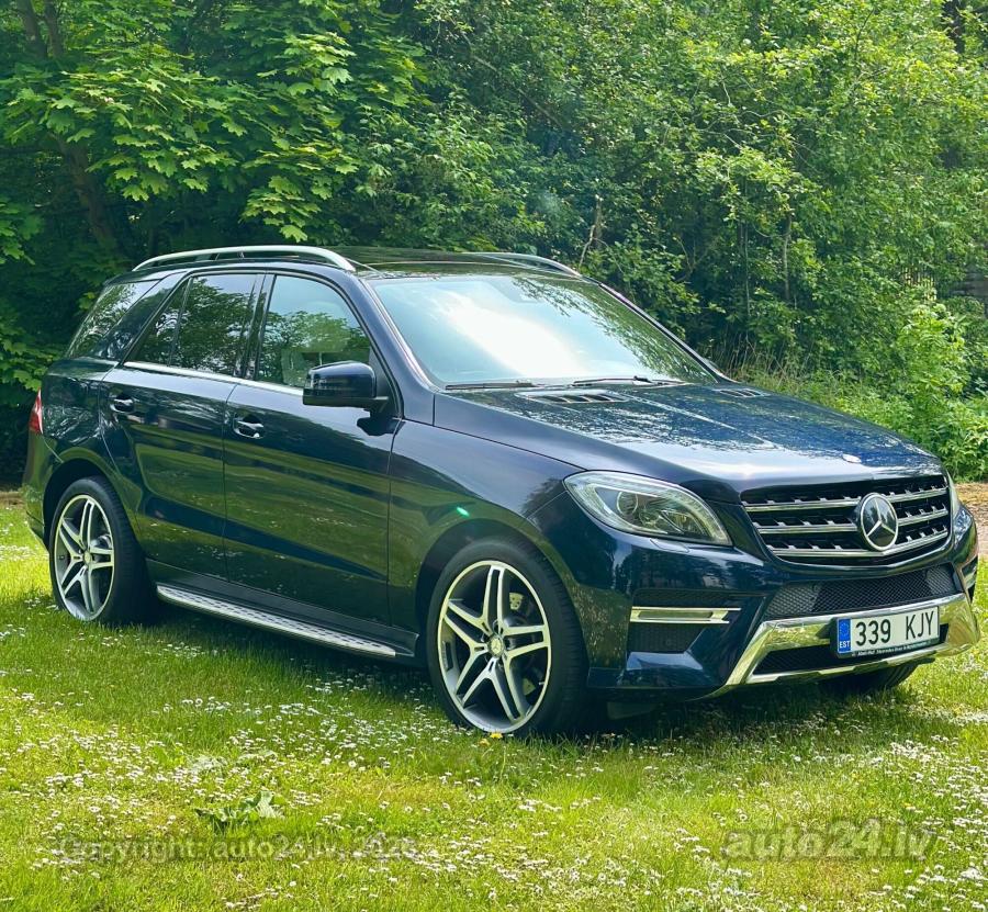 Zils Mercedes-Benz M-Class 2013 Tallina, ar dzinēja tilpumu 3.00 L un nobraukumu 314 tūkst. km par 19800 €, foto 3 vietnē AUTOMOTO.COM.LV
