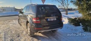 Brown Mercedes-Benz M-Class 2010 in Tallinn, with an engine capacity of 3.00 L and mileage of 334 thousand km for 8500 €, photo 3 on AUTOMOTO.COM.LV