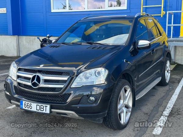 Brūns Mercedes-Benz M-Class 2010 Tallina, ar dzinēja tilpumu 3.00 L un nobraukumu 310 tūkst. km par 7500 €, foto 1 vietnē AUTOMOTO.COM.LV