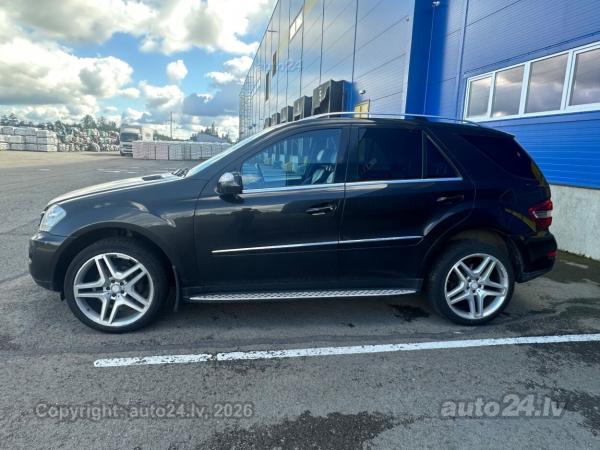 Brūns Mercedes-Benz M-Class 2010 Tallina, ar dzinēja tilpumu 3.00 L un nobraukumu 310 tūkst. km par 7500 €, foto 4 vietnē AUTOMOTO.COM.LV