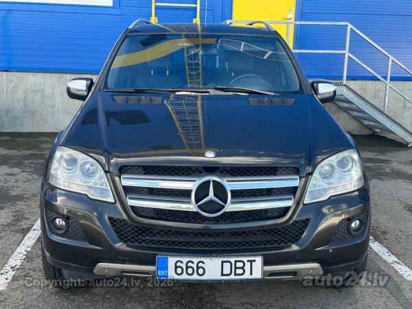 Brūns Mercedes-Benz M-Class 2010 Tallina, ar dzinēja tilpumu 3.00 L un nobraukumu 310 tūkst. km par 7500 €, foto 7 vietnē AUTOMOTO.COM.LV