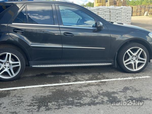 Brūns Mercedes-Benz M-Class 2010 Tallina, ar dzinēja tilpumu 3.00 L un nobraukumu 310 tūkst. km par 7500 €, foto 8 vietnē AUTOMOTO.COM.LV